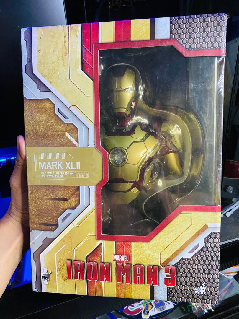 Hot toys - ironman mark 42 / HeadBust 1:4 scale, Hobbies & Toys, Toys ...
