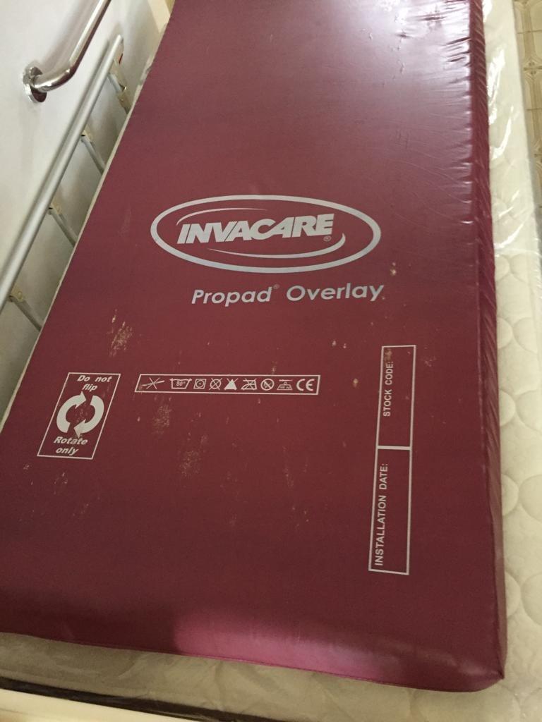 Invacare Propad Overlay Waterproof Mattress, Health & Nutrition ...