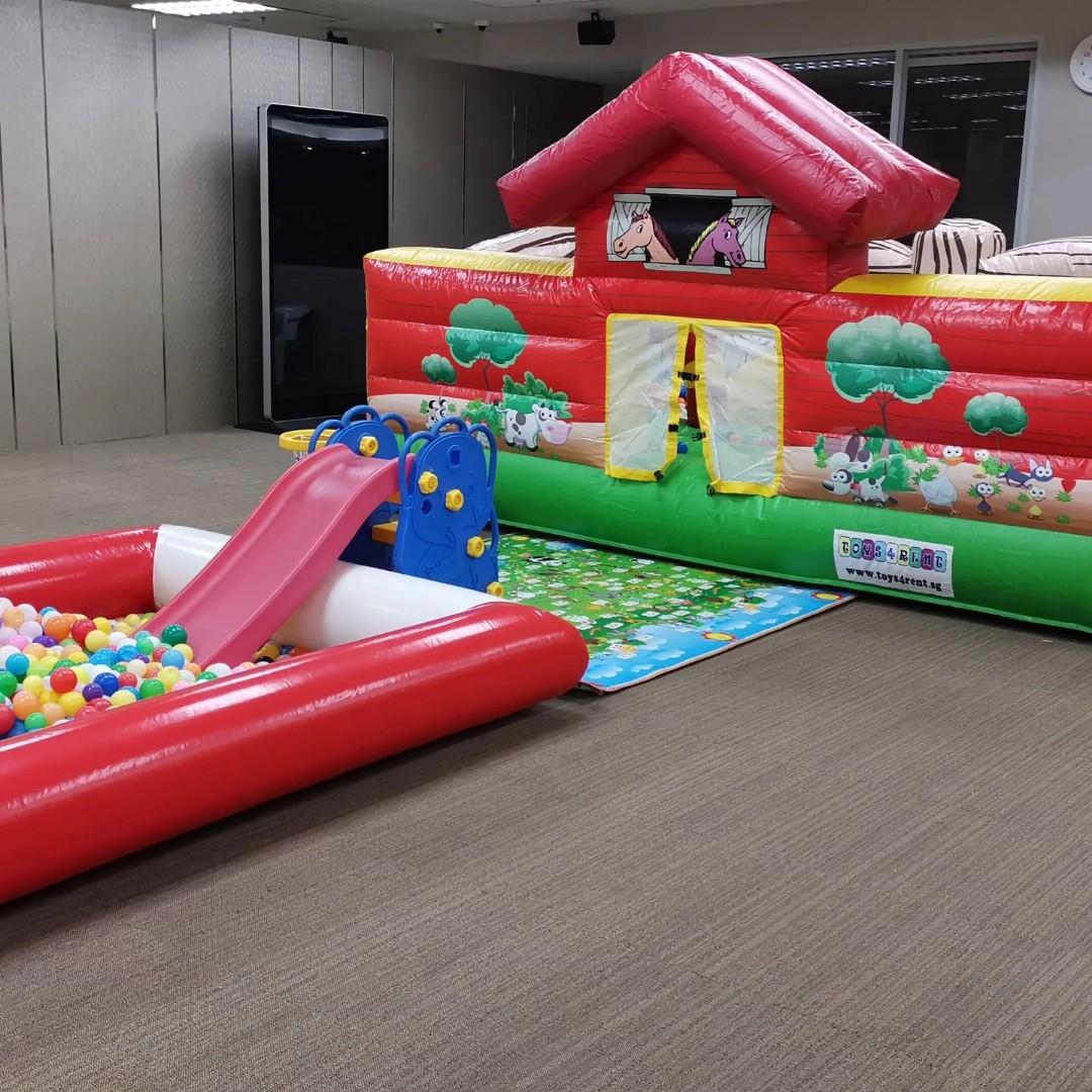 Bouncy Castle ball pit for birthday party, Lifestyle Services, Event ...