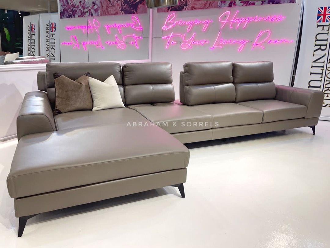 [LIMITED SPECIAL EDITION] Buffy Holdborn Lounge couch sofa, Furniture ...