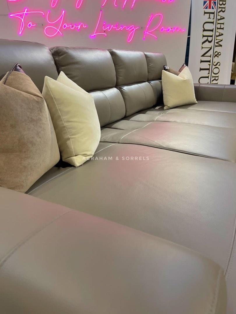 [LIMITED SPECIAL EDITION] Buffy Holdborn Lounge couch sofa, Furniture ...