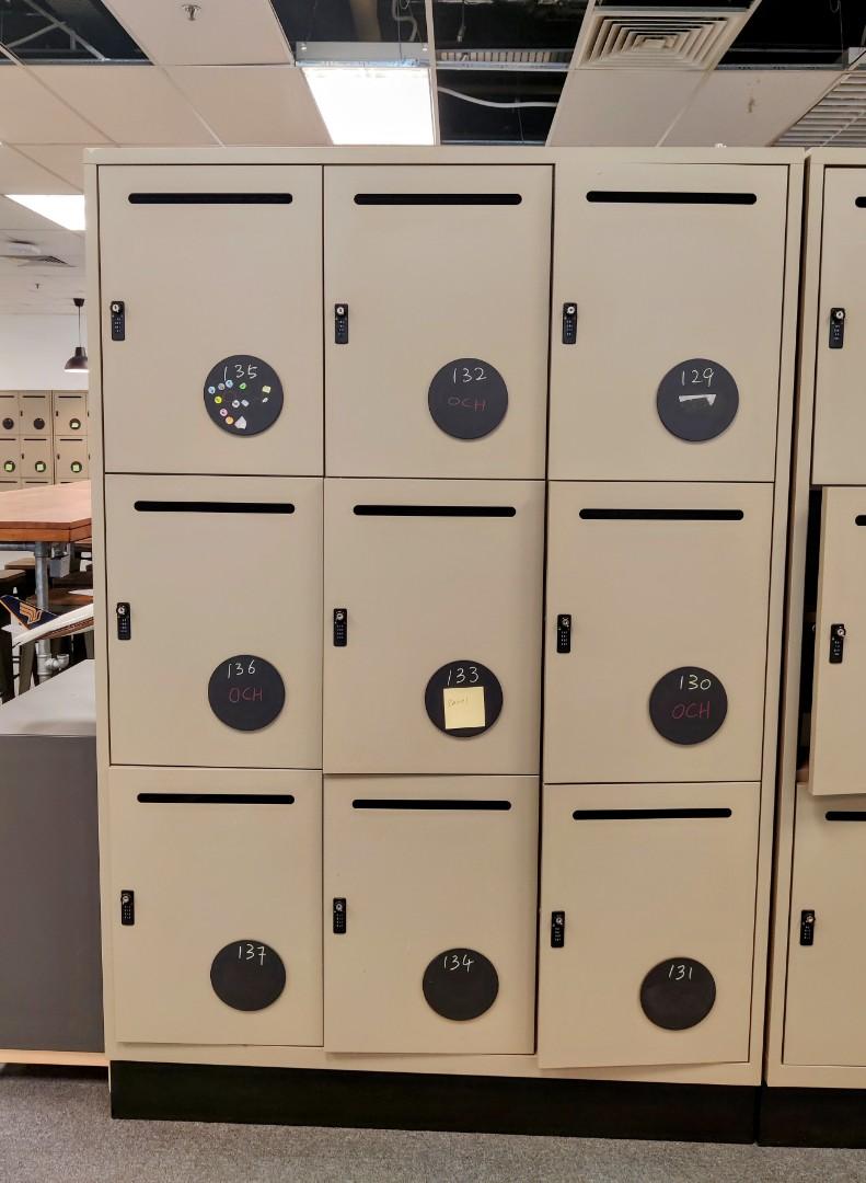 Lockers metal, Furniture & Home Living, Furniture, Shelves, Cabinets ...