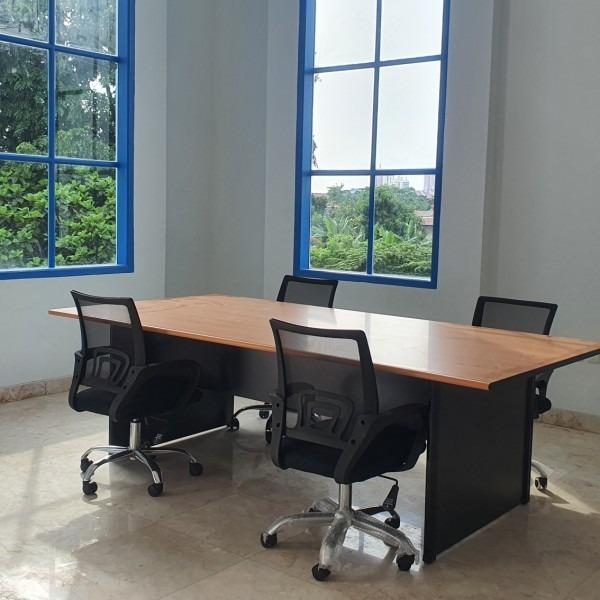 Meja Rapat 1733 UNO Meja Kerja Meja Kantor Meja Meeting, Perabotan ...