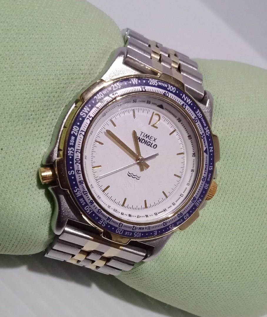 Men's Timex Indiglo, 2 chapters on the bezel and 2 chapters on the dial ...