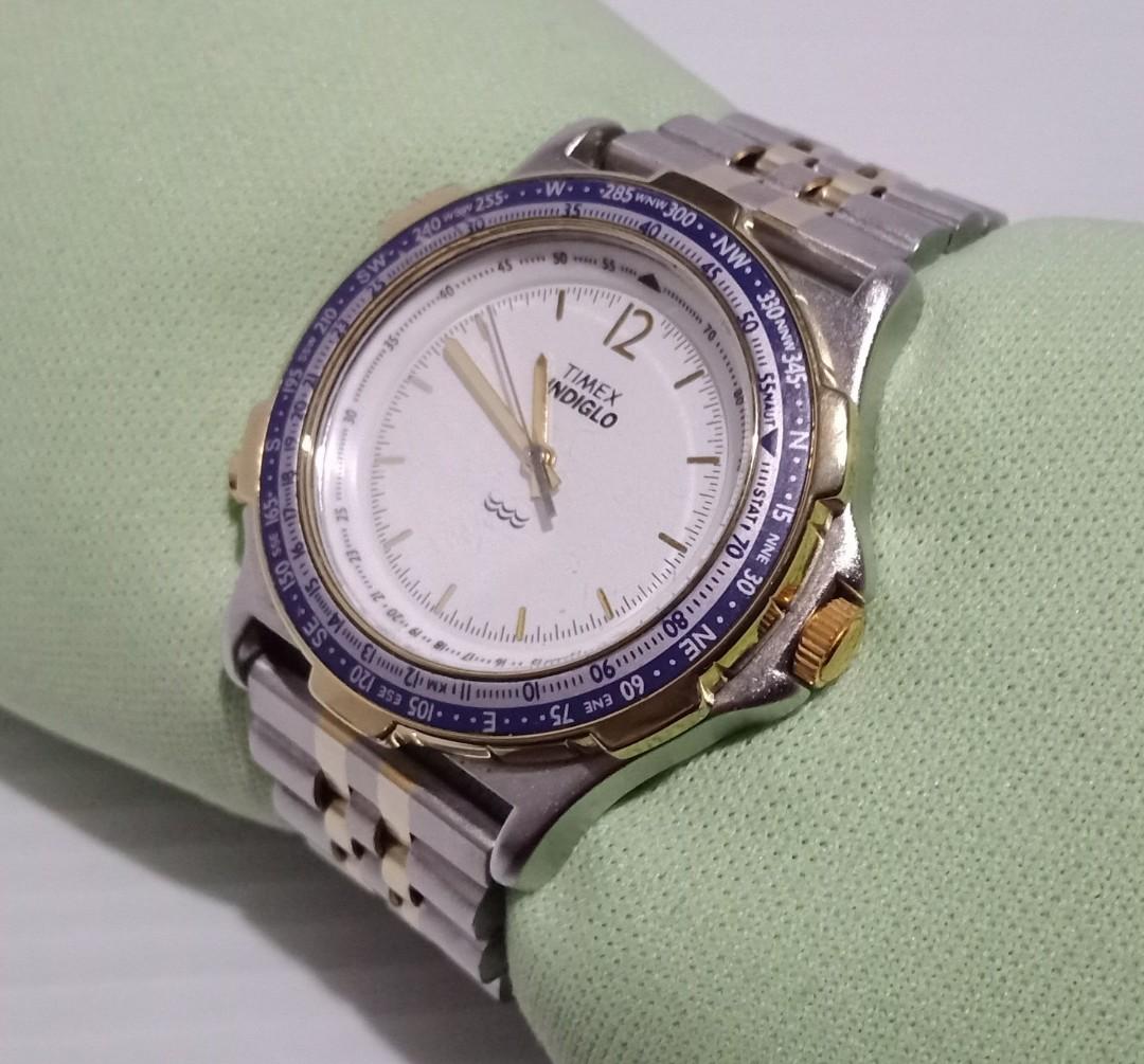 Men's Timex Indiglo, 2 chapters on the bezel and 2 chapters on the dial ...