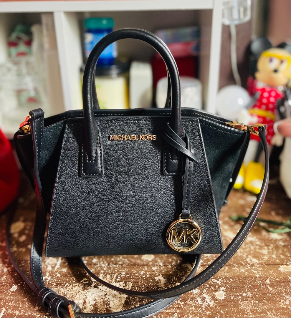 Michael kors Avril, Luxury, Bags & Wallets on Carousell