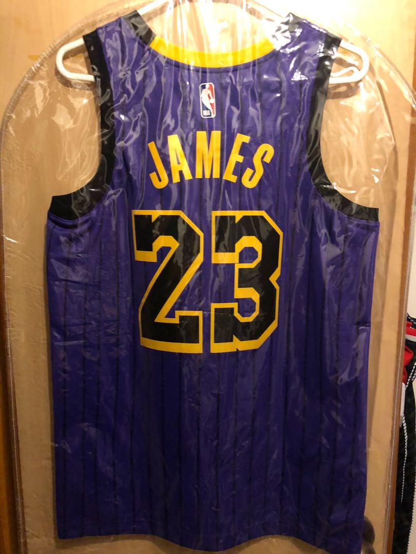 Nike&adidas Lakers#23 James Johnson, 運動產品, 運動與體育, 運動與體育 - 球拍和球類運動 ...