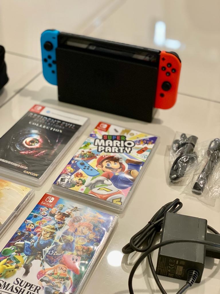Nintendo Switch V1 (Full Set), Video Gaming, Video Game Consoles ...