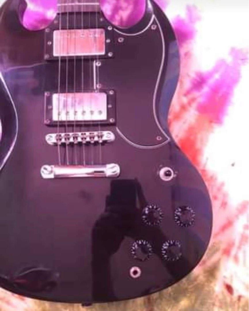 RJ Deluxe Sentinel Black RJ & GFB 20R Amplifier, Hobbies & Toys, Music ...