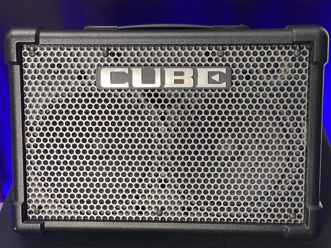 Roland Cube Street Ex, Hobbies & Toys, Music & Media, Musical ...