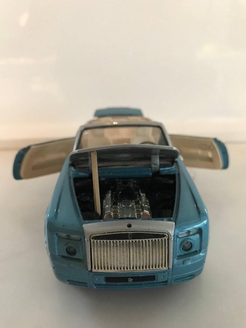 Rolls Royce toy car side mirrors missing and no box H-4.5cm L-15.5cm W ...