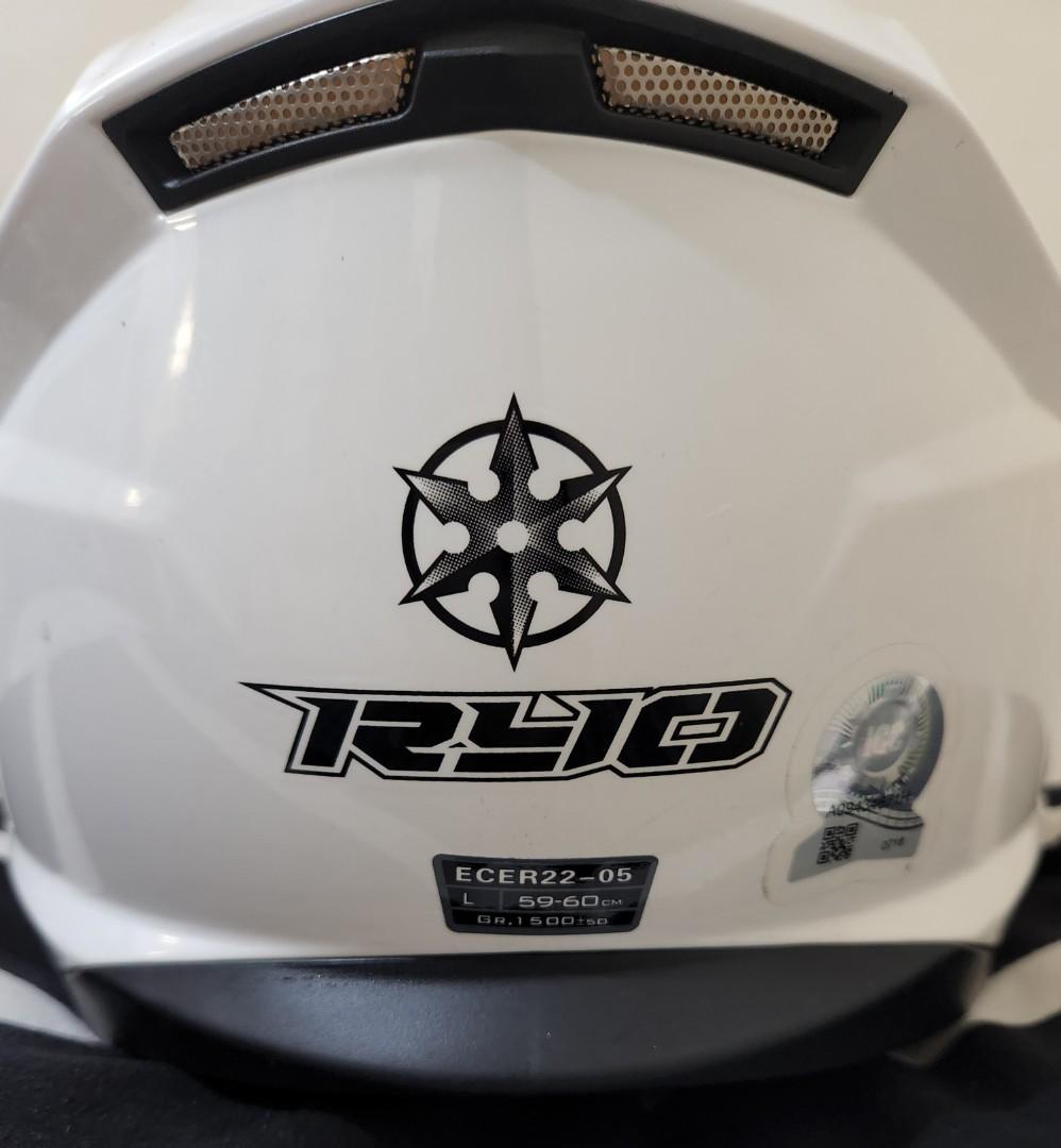 RYO Original Full Faced Helmet with Visor, Motorbikes, Motorbike Parts ...