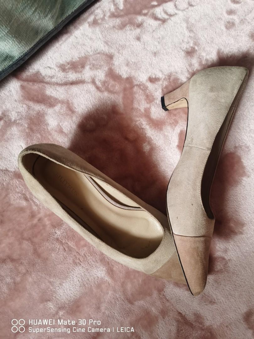 SILITHUS NUDE HEELS, Women's Fashion, Footwear, Heels on Carousell