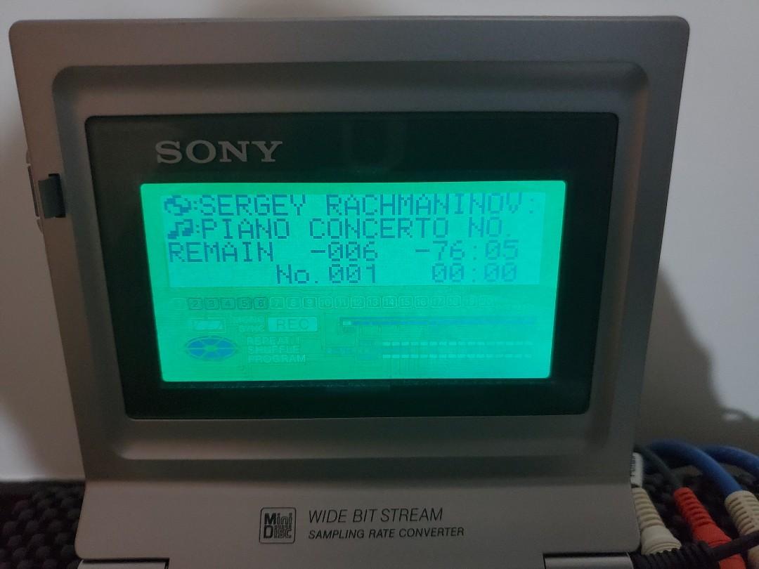 Vintage Sony MZ-R5ST R5ST R5 ST, New and clear display, looks and works ...