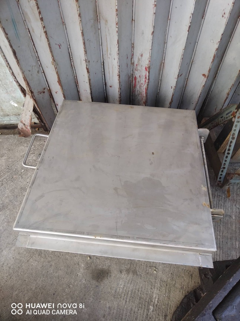 Stainless Steel Manhole Cover, Commercial & Industrial, Industrial ...