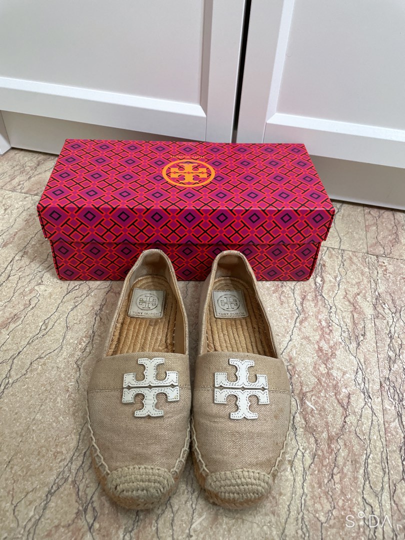 Tory Burch Espadrille, Women's Fashion, Footwear, Flats on Carousell