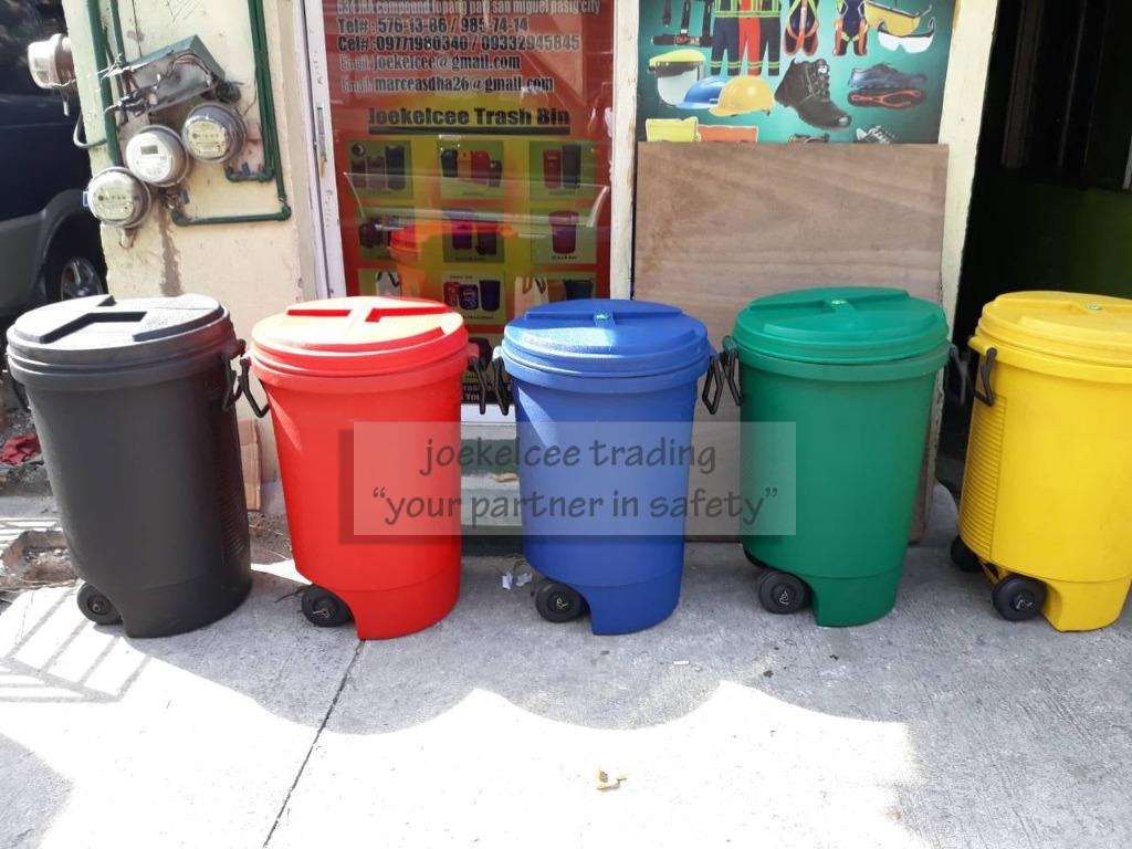 TROLLING TRASH BIN, Furniture & Home Living, Cleaning & Homecare ...