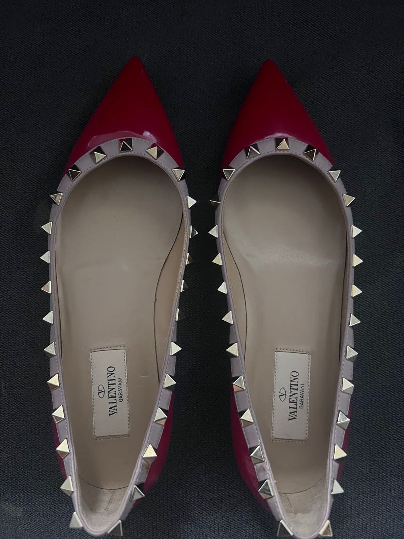 Valentino flats, Women's Fashion, Footwear, Flats on Carousell