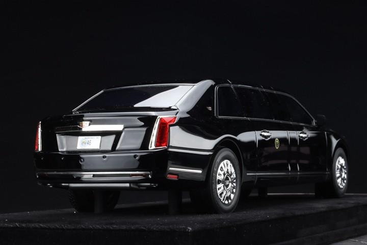 1:18 1/18 MotorHelix MH Cadillac President Limousine display model car ...