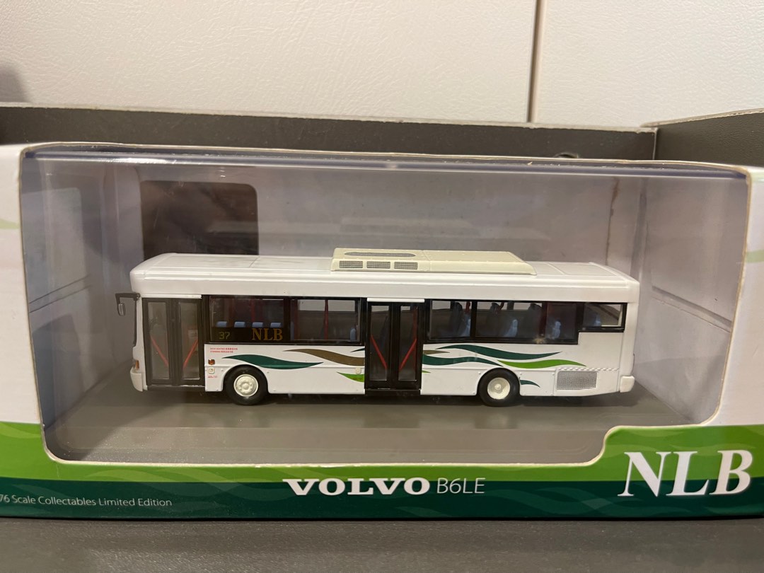 1:76 NLB VOLVO B6LE (R.T 37), 興趣及遊戲, 玩具 & 遊戲類 - Carousell