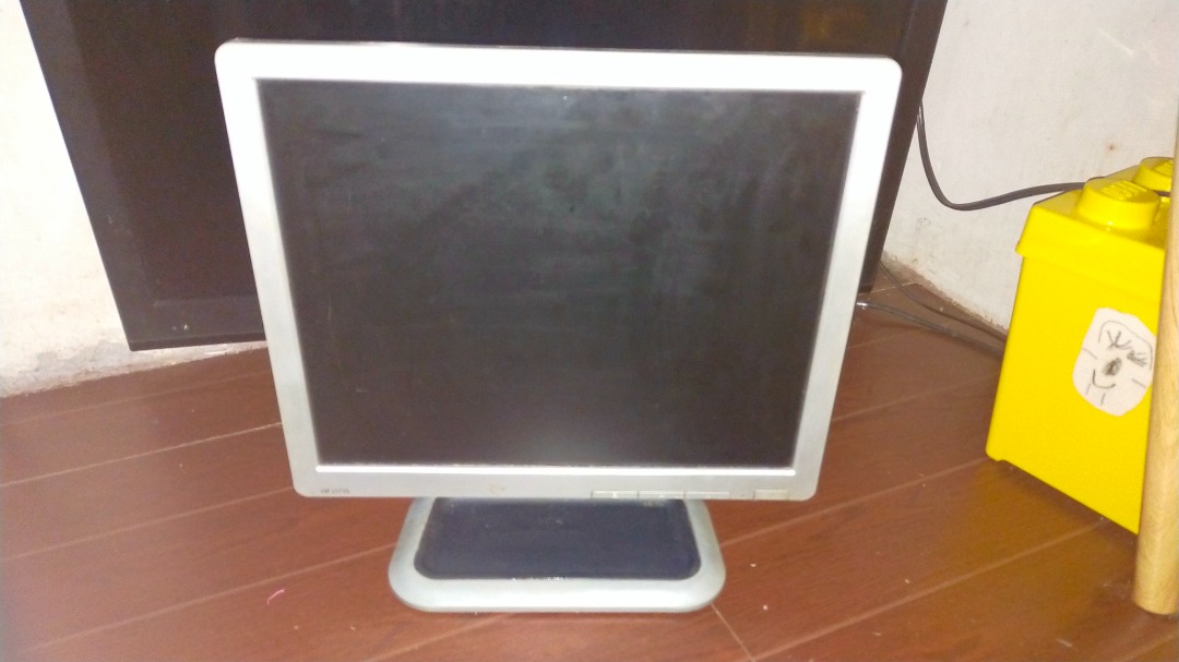 17" HP LCD Square Monitor, Computers & Tech, Parts & Accessories ...