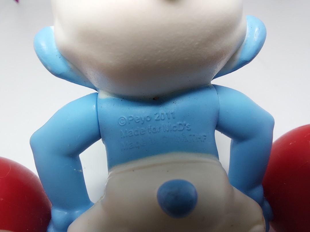 2011 Mcdonald's Happy Meal Smurfs Hefty Smurf With Barble Collectible ...