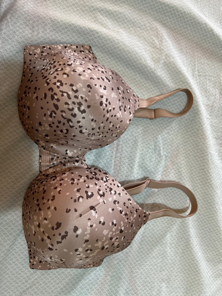 38 D Bra, Women's Fashion, Undergarments & Loungewear on Carousell