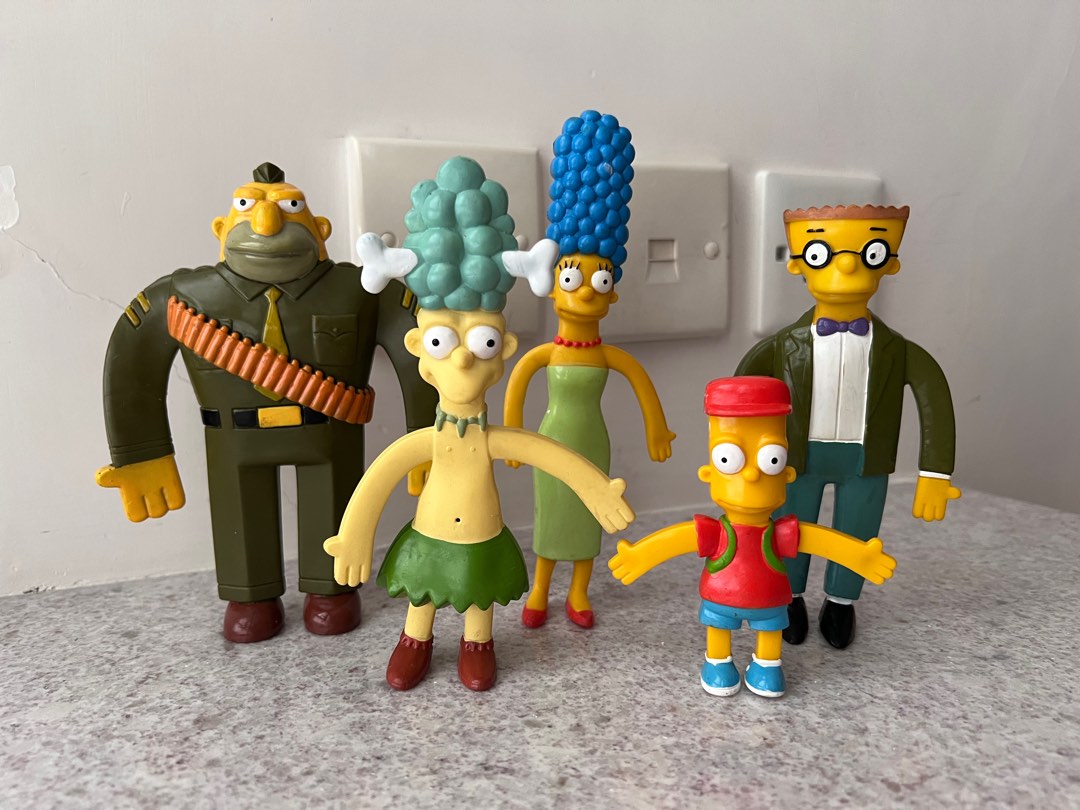 5個可彎曲的阿森一家 模型 5 of the Simpson / Bart Zombie family Bendable Figures ...