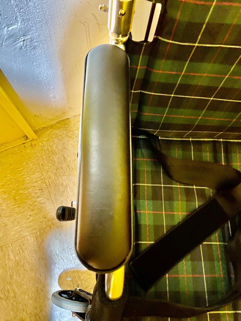 極新-日本 Makitech 880 超輕輪椅 *9.5kg, 健康及營養食用品, 輔助和康復輔助, 輔助和康復輔助 - 輪椅 - Carousell