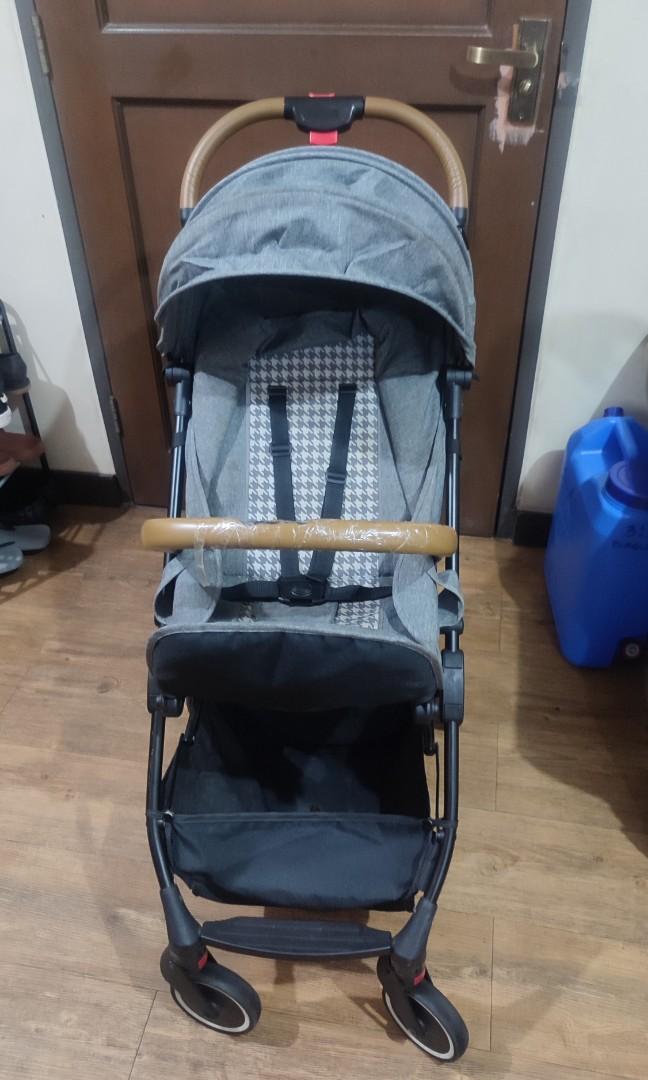 Apruva stroller and car seat, Babies & Kids, Going Out, Strollers on ...