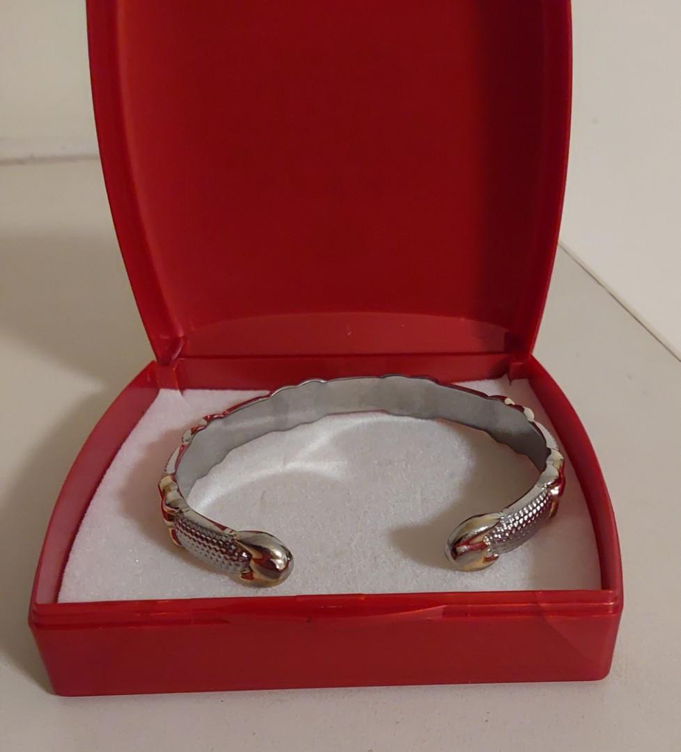 Authentic heartshaped silver bangle with gold tone (purchased from Hong ...