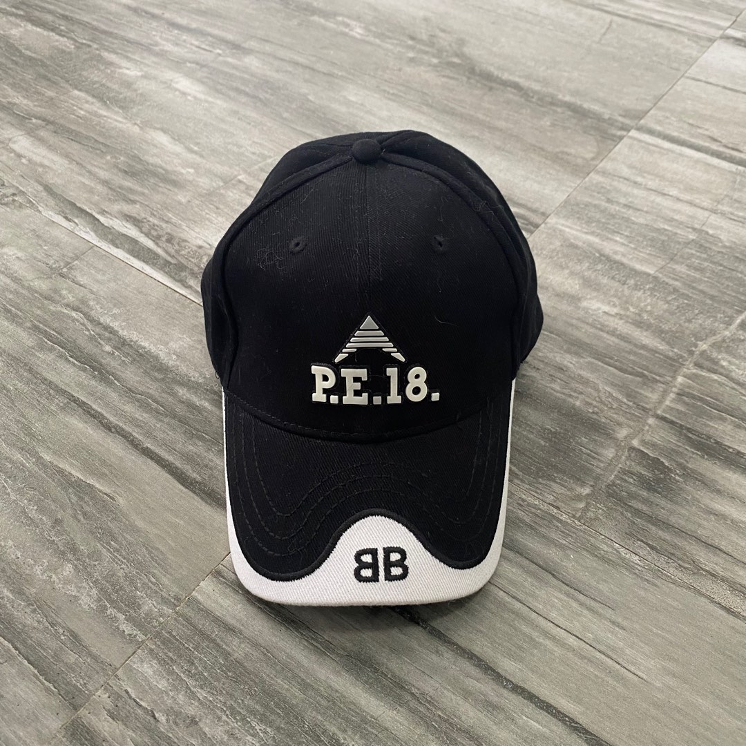 BALENCIAGA PE CAP, Luxury, Accessories on Carousell