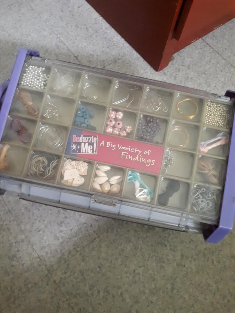 Bedazzle Me! Bead Set Carousel, Hobbies & Toys, Stationary & Craft ...