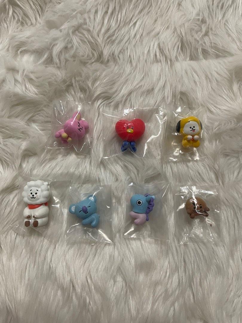 BT21 Gotcha Hugcot Mascot cable clip, Hobbies & Toys, Memorabilia ...
