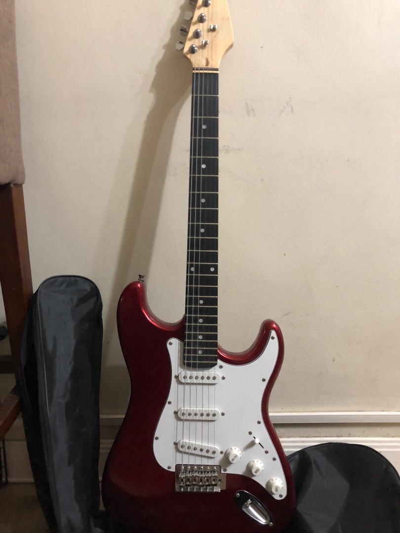 Bundle Electric Guitars FIXED, Hobbies & Toys, Music & Media, Musical ...