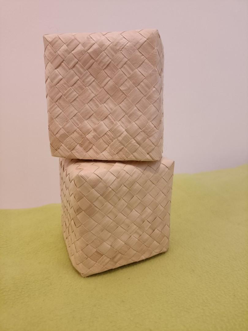 Buri boxes 3x3 inches, Women's Fashion, Jewelry & Organizers, Accessory ...