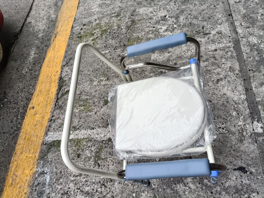 Commode chair skeleton, Health & Nutrition, Assistive & Rehabilatory ...