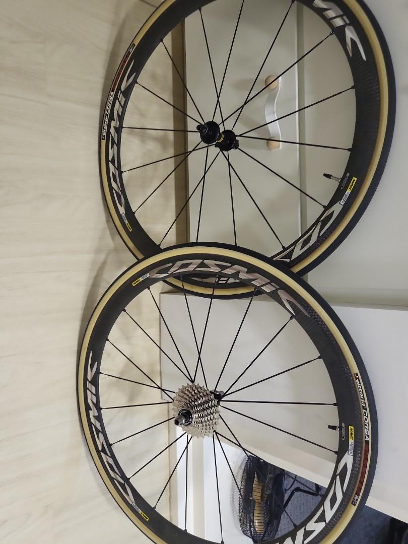 Cosmic carbone 40 elite wheelset, Sports Equipment, Bicycles & Parts ...