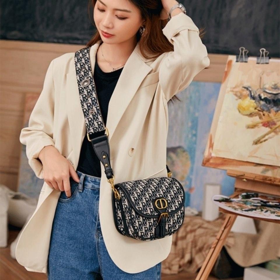 DD bag, Women's Fashion, Bags & Wallets, Cross-body Bags on Carousell