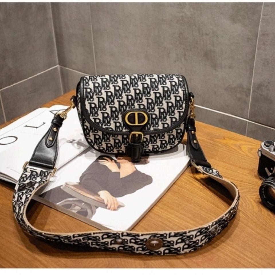 DD bag, Women's Fashion, Bags & Wallets, Cross-body Bags on Carousell