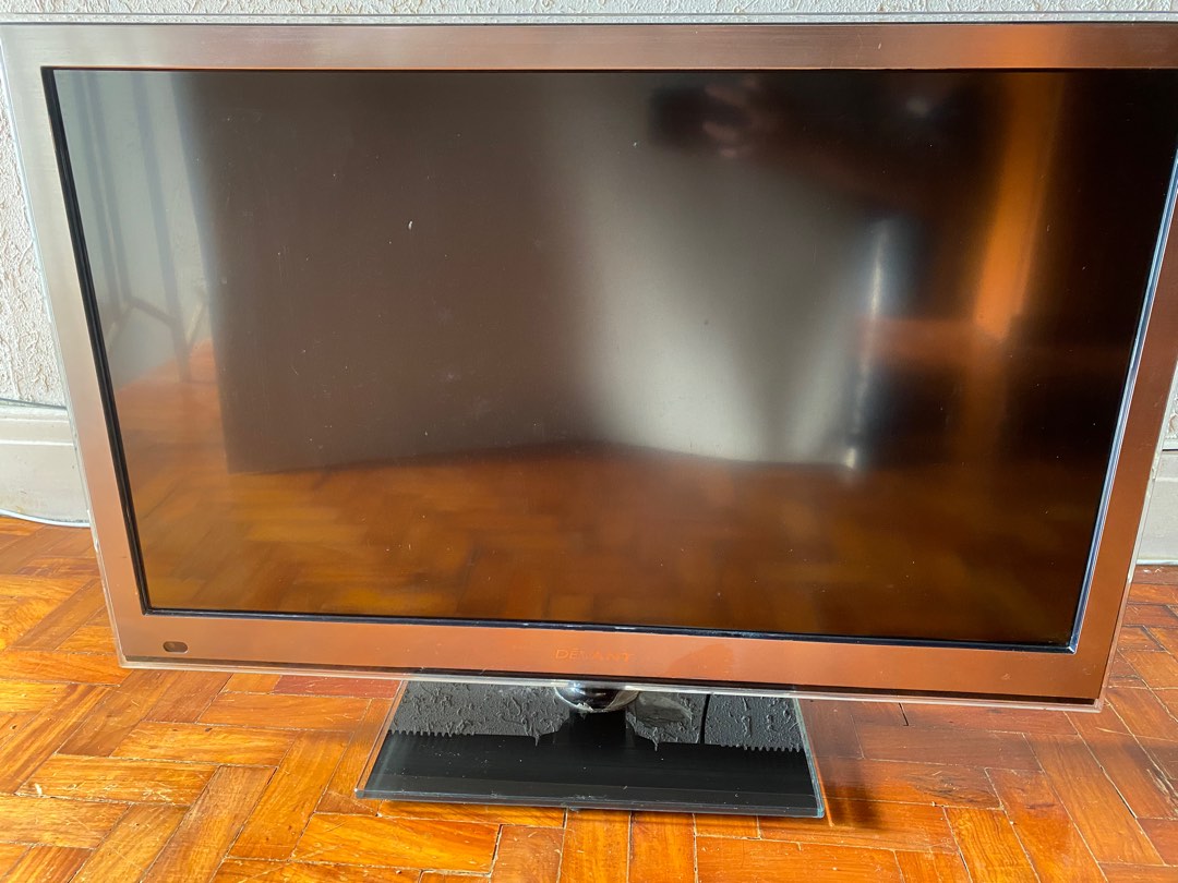 DEVANT 32-INCH TV , TV & Home Appliances, TV & Entertainment, TV on ...