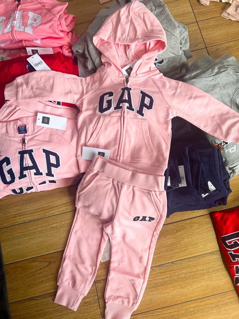 GAP TRACKSUIT, Babies & Kids, Babies & Kids Fashion on Carousell