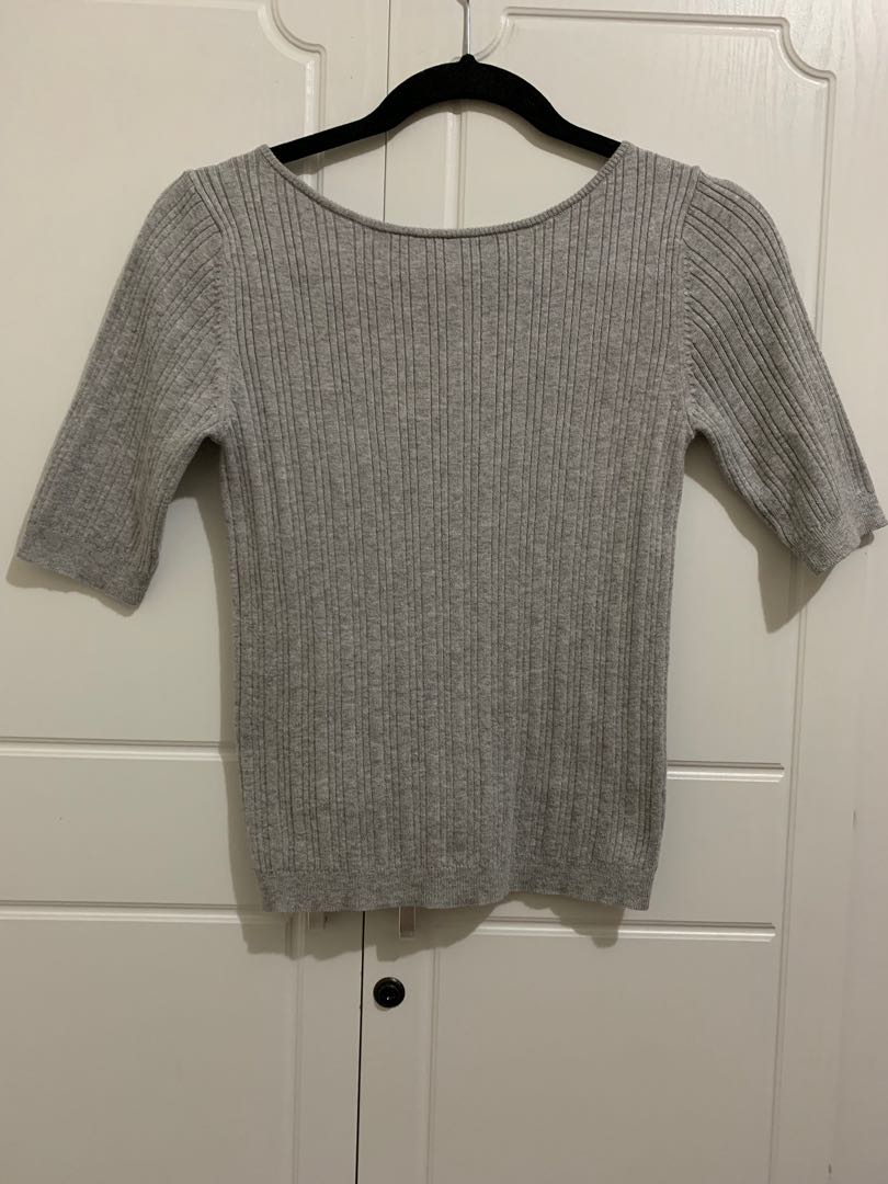 GU Gray Knit Top, Women's Fashion, Tops, Shirts on Carousell