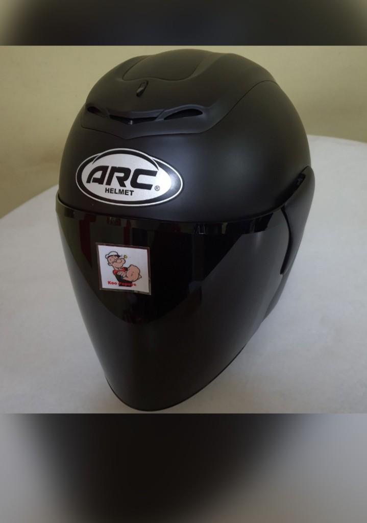 INSTOCK ARC matte black helmet, Motorcycles, Motorcycle Accessories on ...