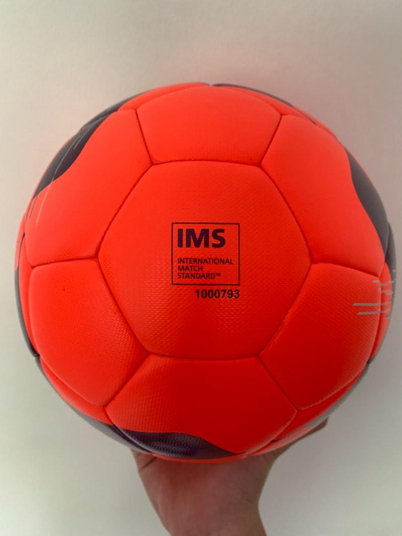KIPSTA football, Sports Equipment, Sports & Games, Racket & Ball Sports ...