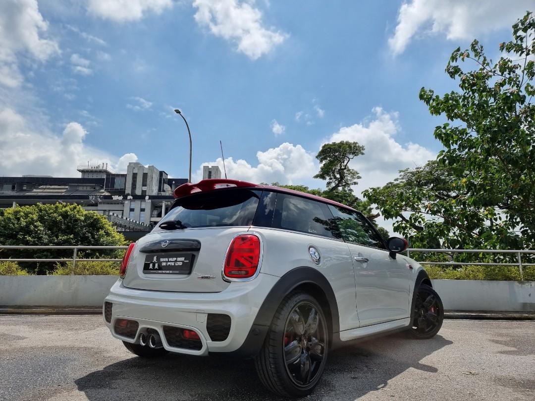 Premium Mini JCW Sunroof: Elevate Your Drive with Luxury Light
