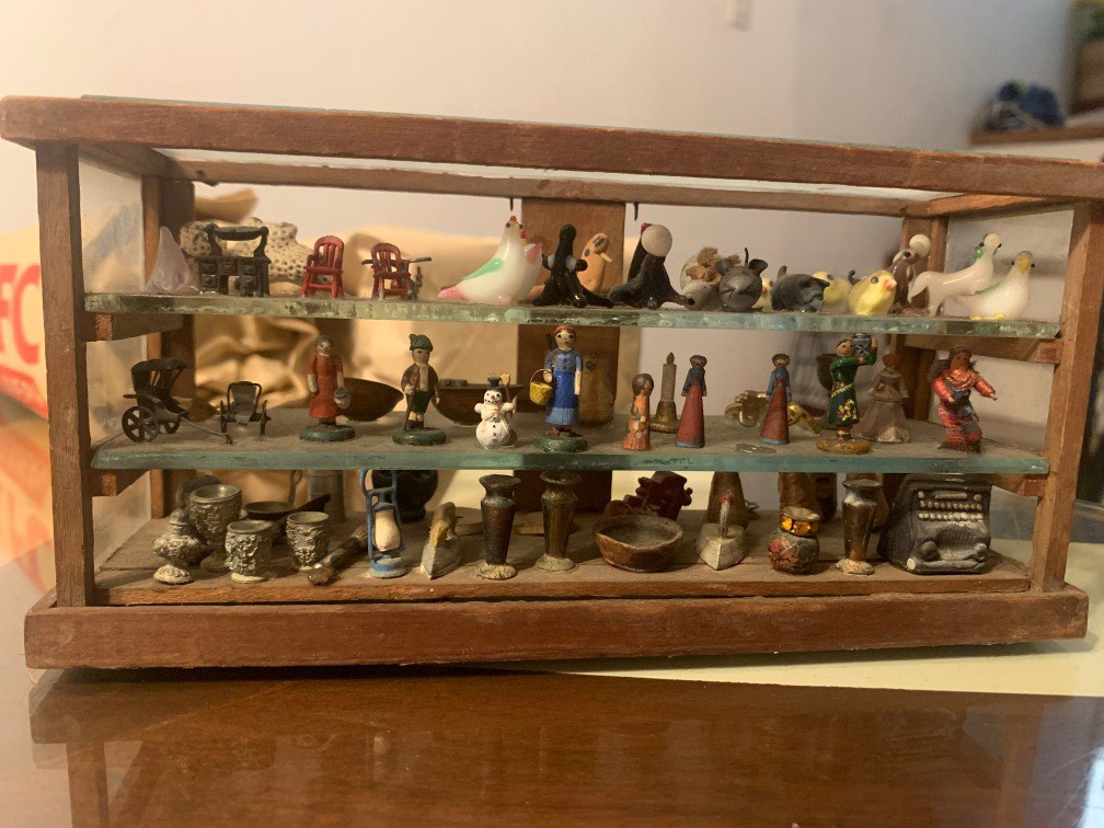 [LF-1-4] miniature collectible pieces on display, Hobbies & Toys ...