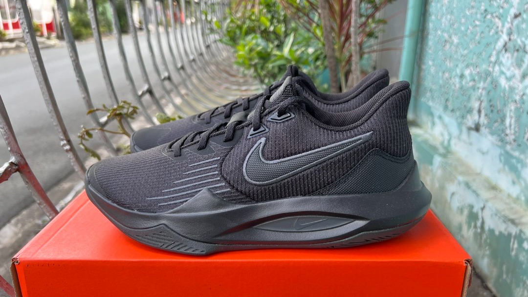 Nike Precision V Black, Men's Fashion, Footwear, Sneakers on Carousell