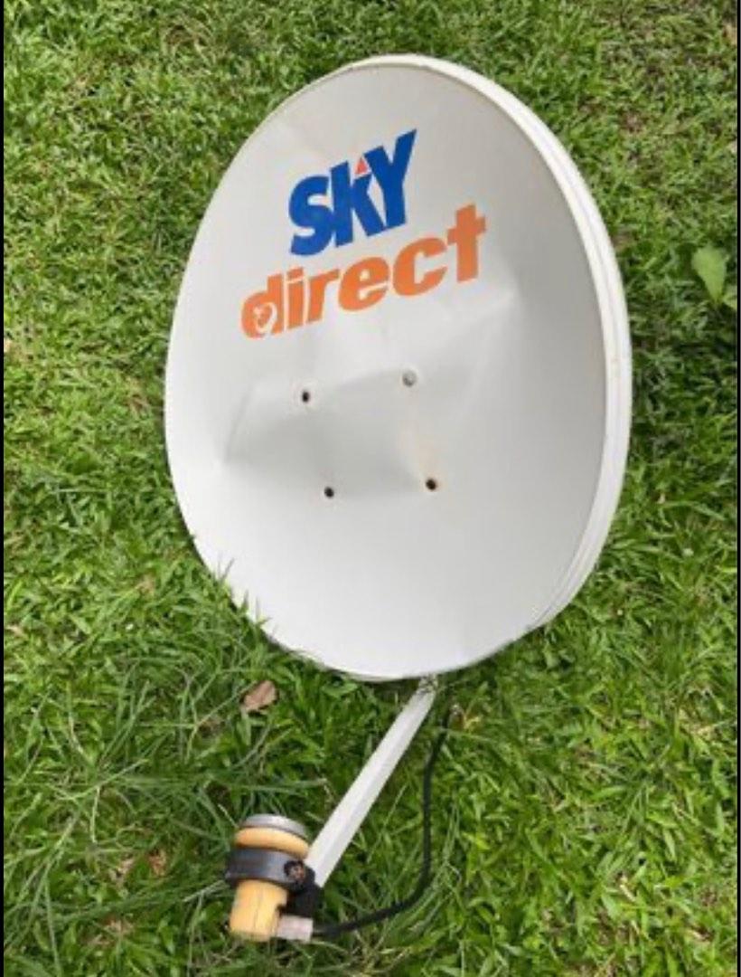 Preloved Sky Direct Sateliite Dish & box, TV & Home Appliances, TV ...