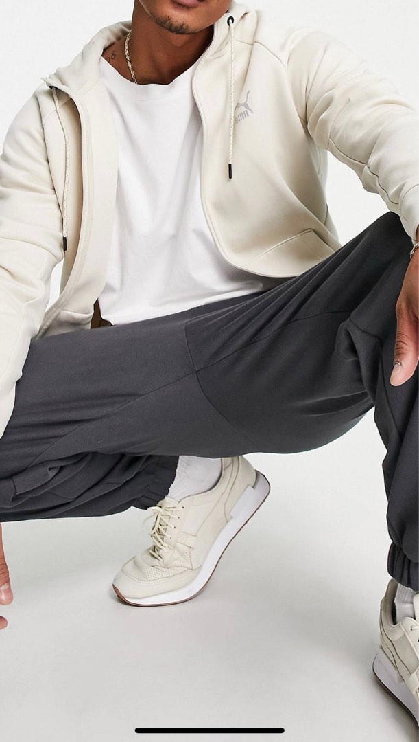 Puma Men Beige / Cream Tracksuit, Men's Fashion, Activewear on Carousell